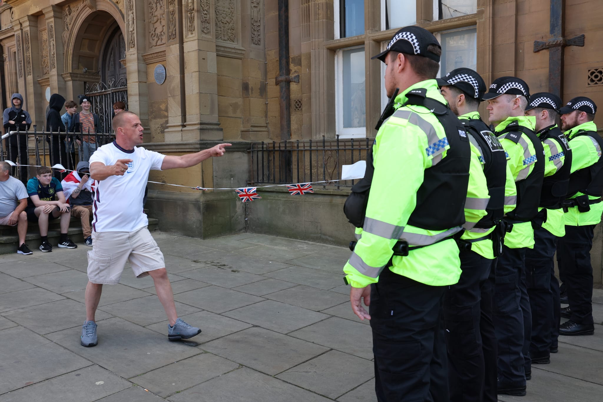 'Dad 1' sent to prison for ringleading role in far-right protest in ...